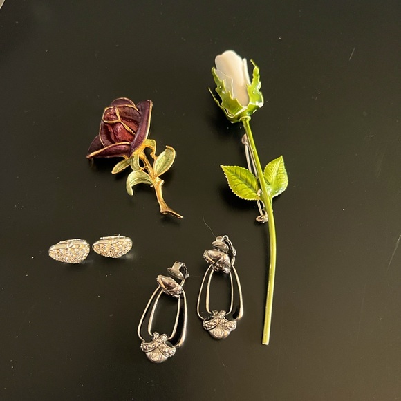 Jewelry | Vintage Bundle 2 Lapel Pins 2 Pair Clip Earrings | Poshmark